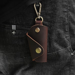 Premium Leather Key Ring Pouch - Compact and Stylish Key Holder for ...