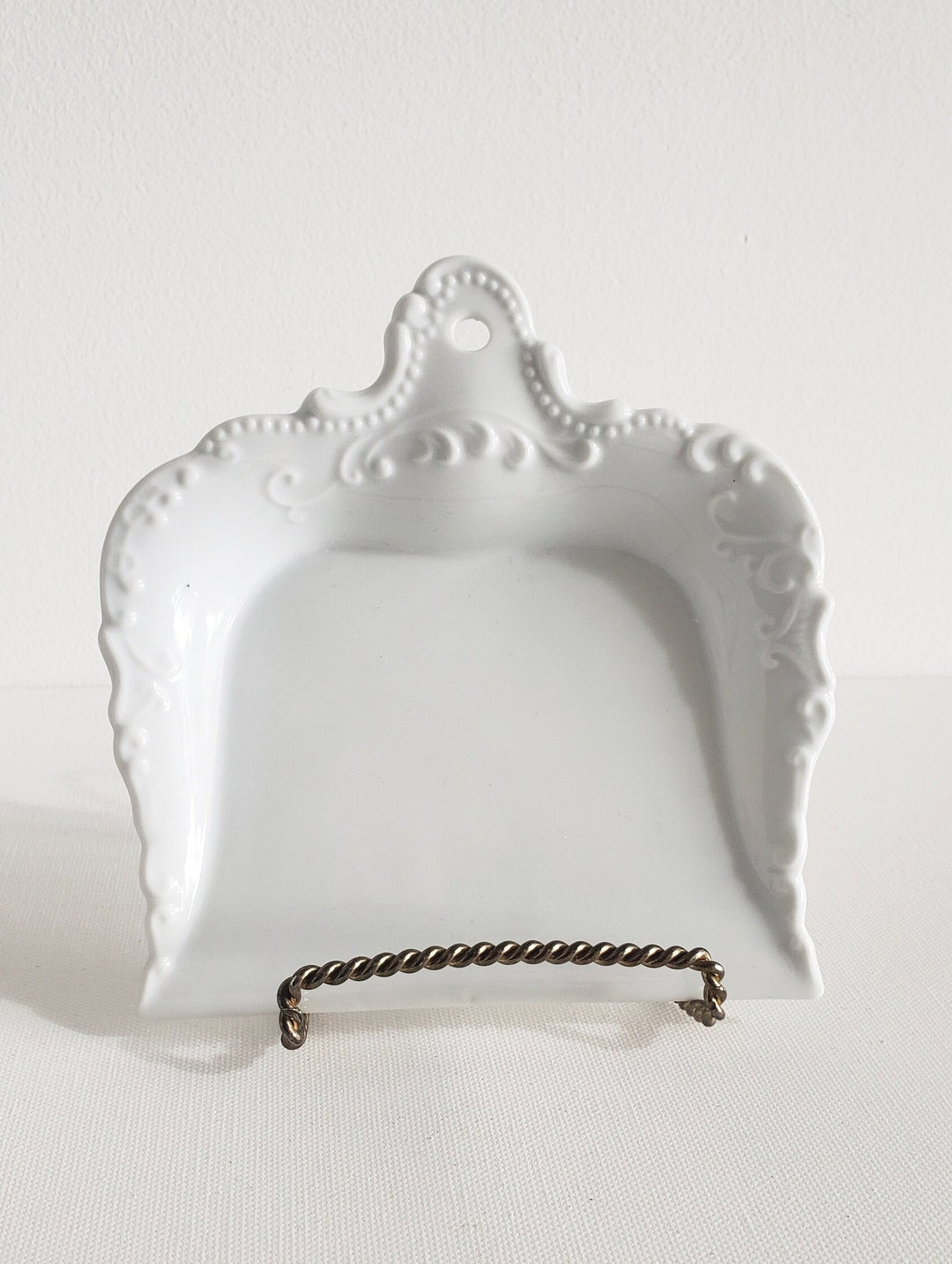 Ceramic Table Crumb Sweeper in White With Floral Detail - Etsy