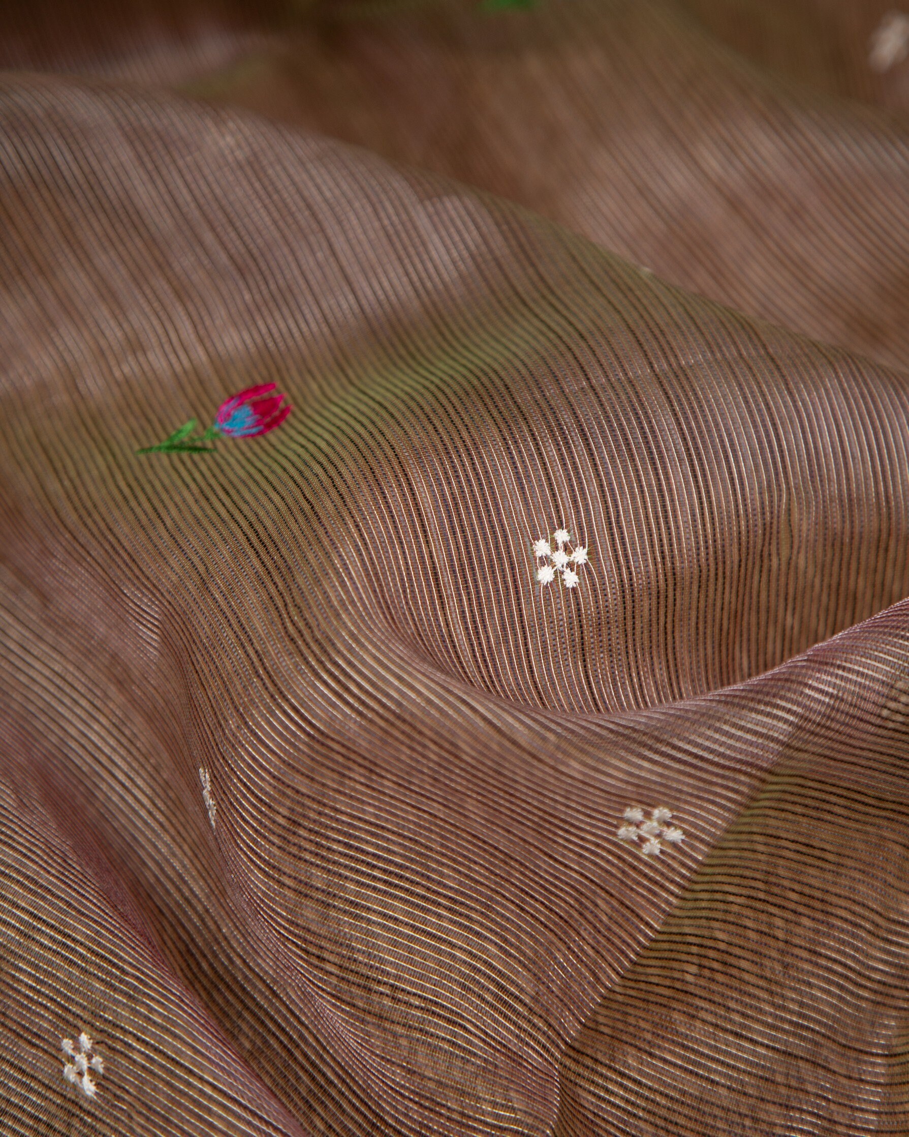 Tissue Linen With Machine Embroidery Mauve Charismatic Haven Saree With ...