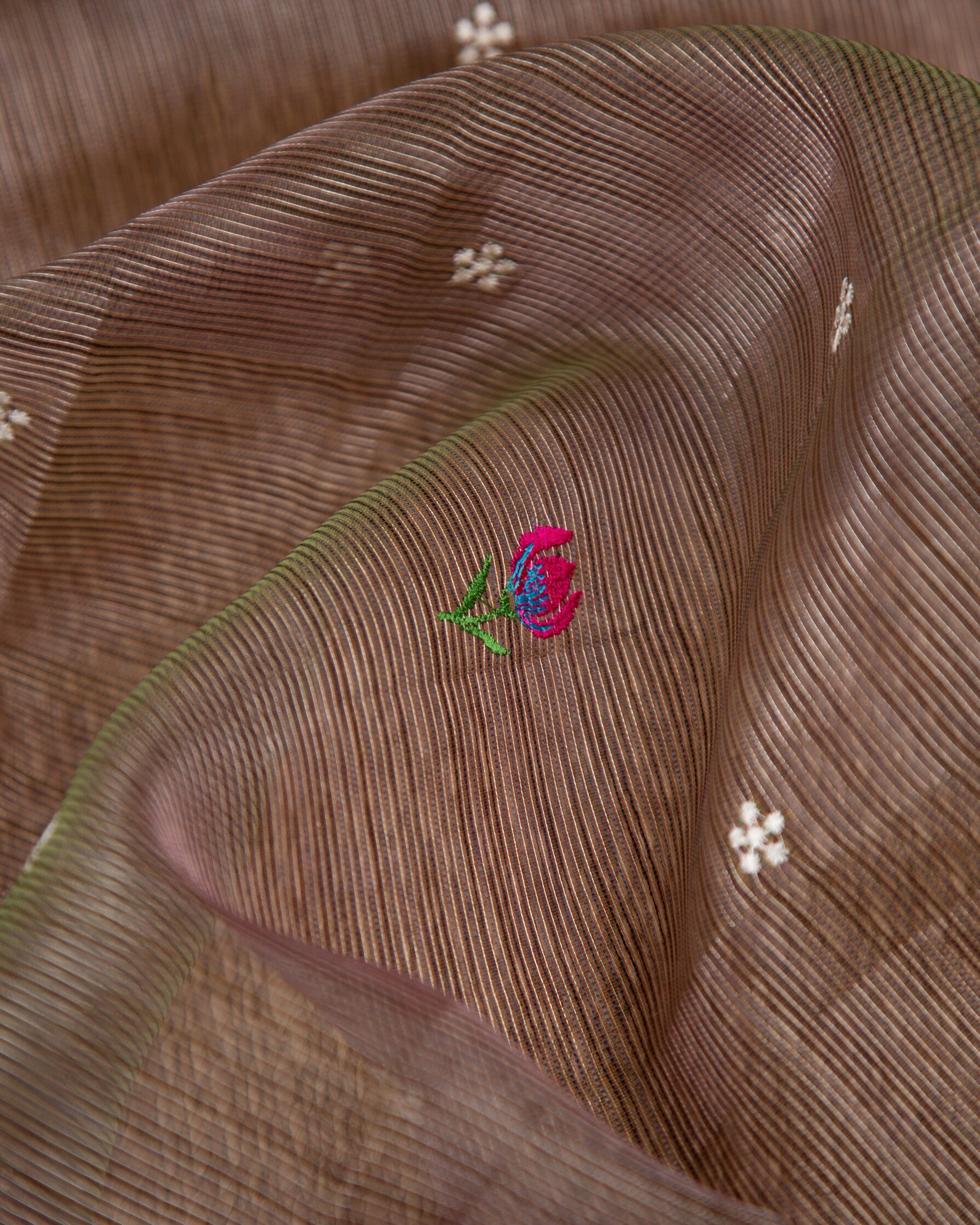 Tissue Linen With Machine Embroidery Mauve Charismatic Haven Saree With ...