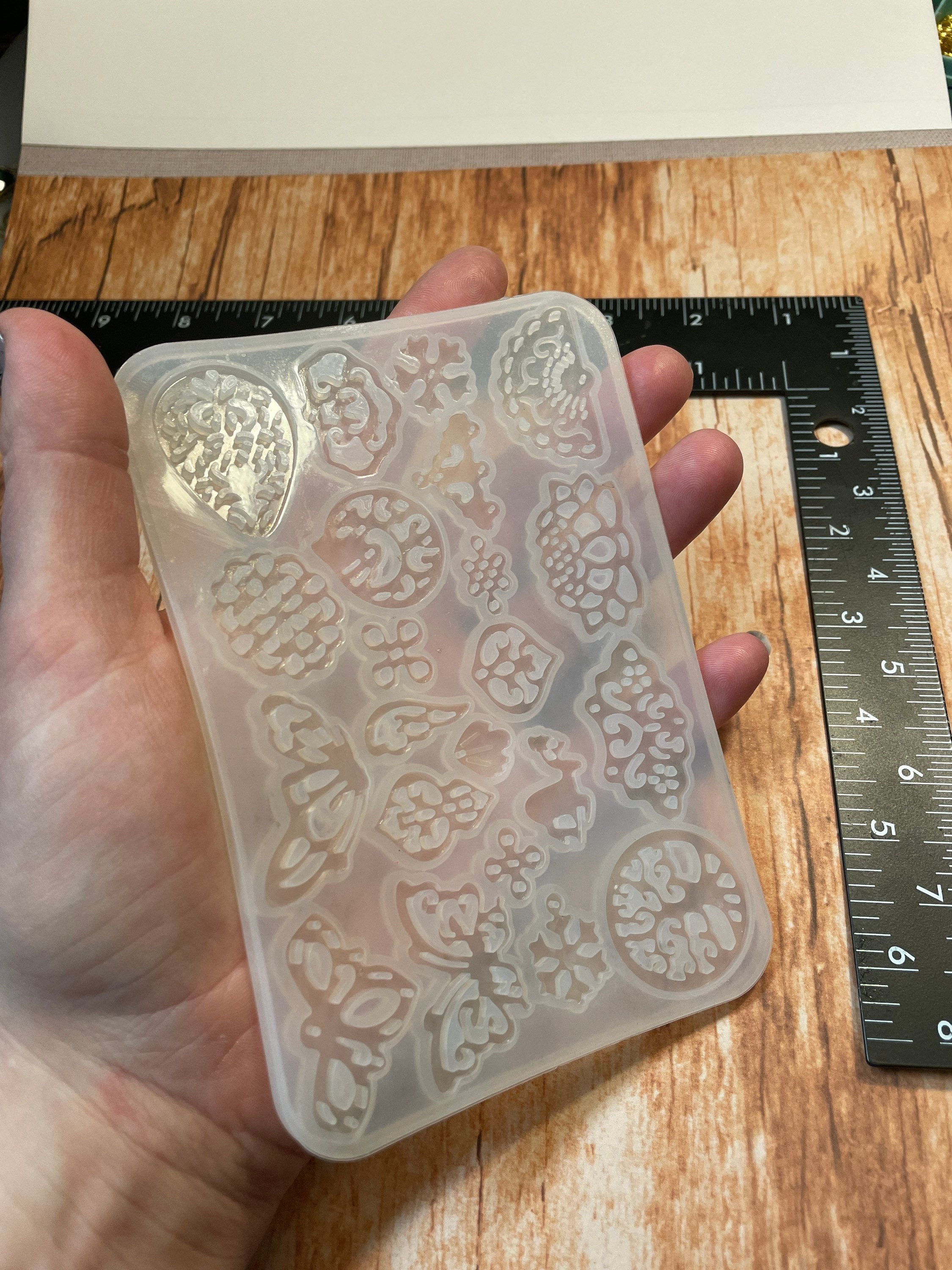 Silicone mold for resin jewelry | Etsy