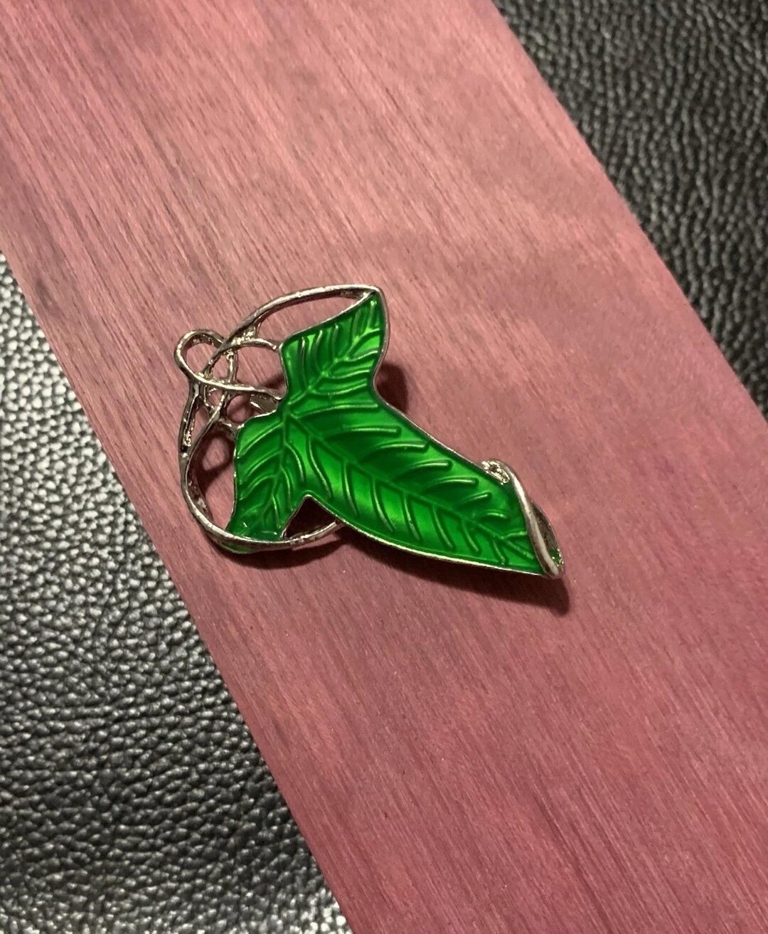 LOTR Leaf of Lorien Enamel Pin Leaves of Lorien Lapel Pin Lord of the ...