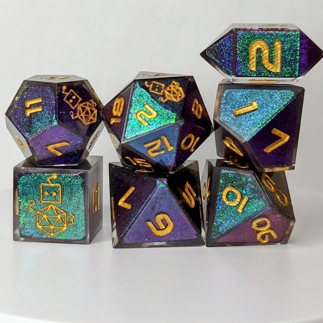 Dice Set Custom - Color Changing Purple Dragonscale - Handmade Resin ...