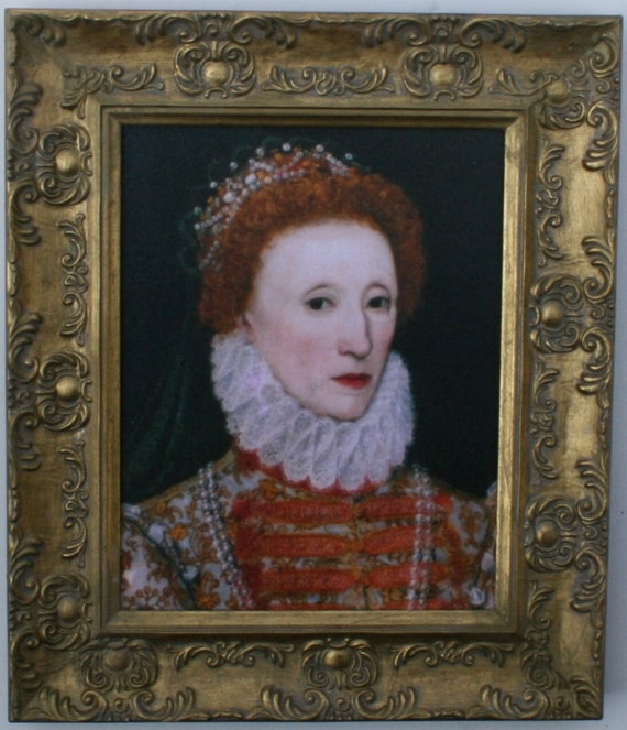 Queen Elizabeth House Interior Photo of Prince George Displayed in ...