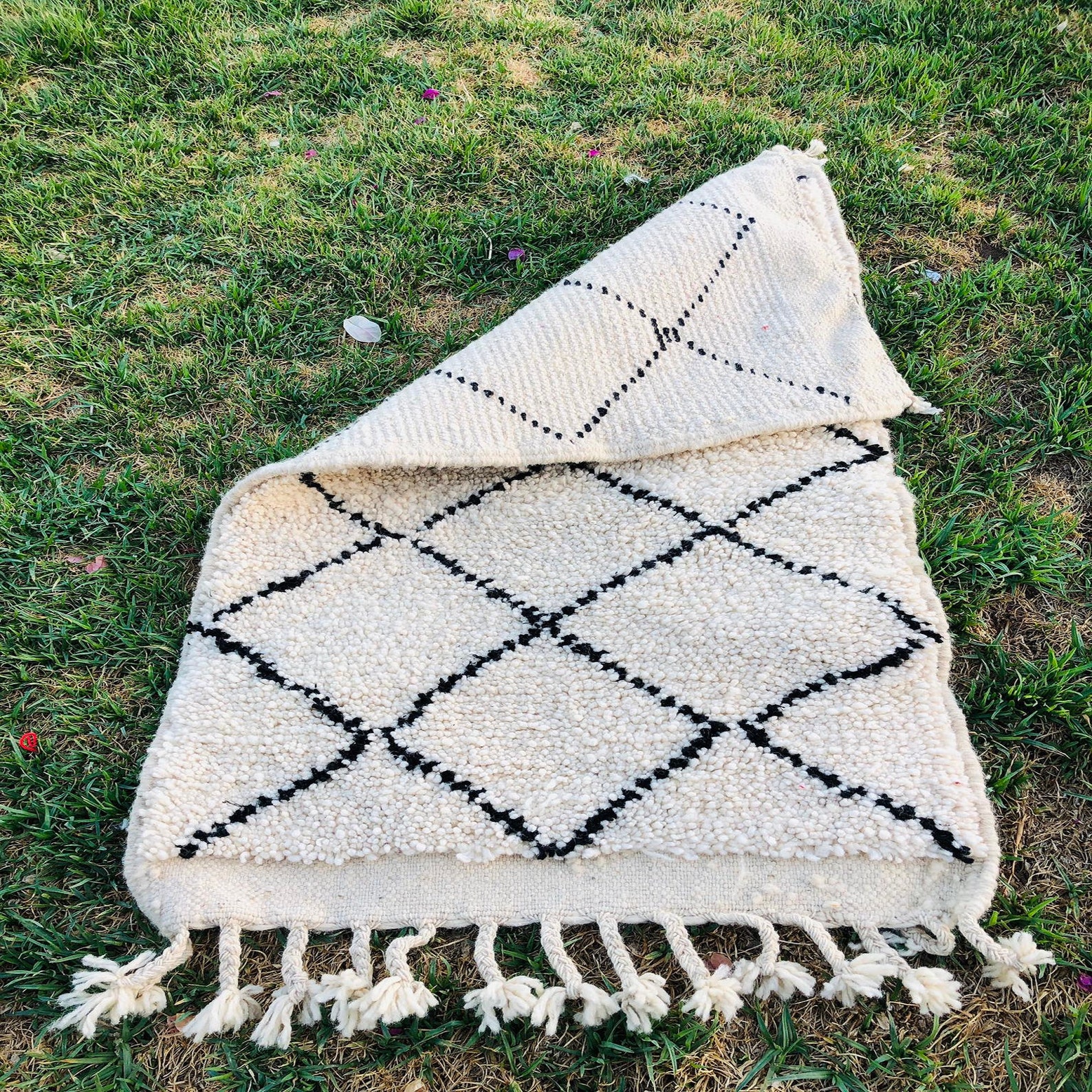 Moroccan Rug Small Beni Ourain Style -113x62 CM Small Handwoven Rug ...