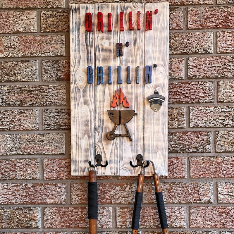 Grillin and Chillin Sign - Etsy