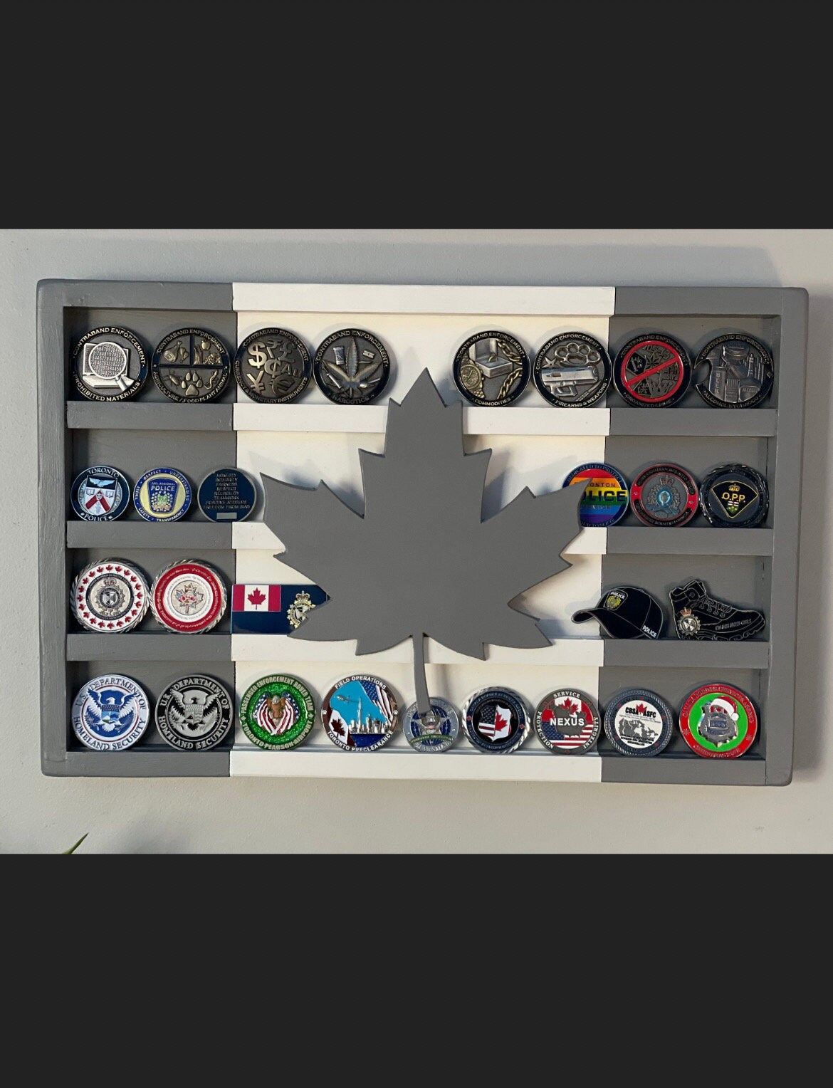 Challenge Coin Holder Canada | Wall Mount | Law Enforcement/military ...