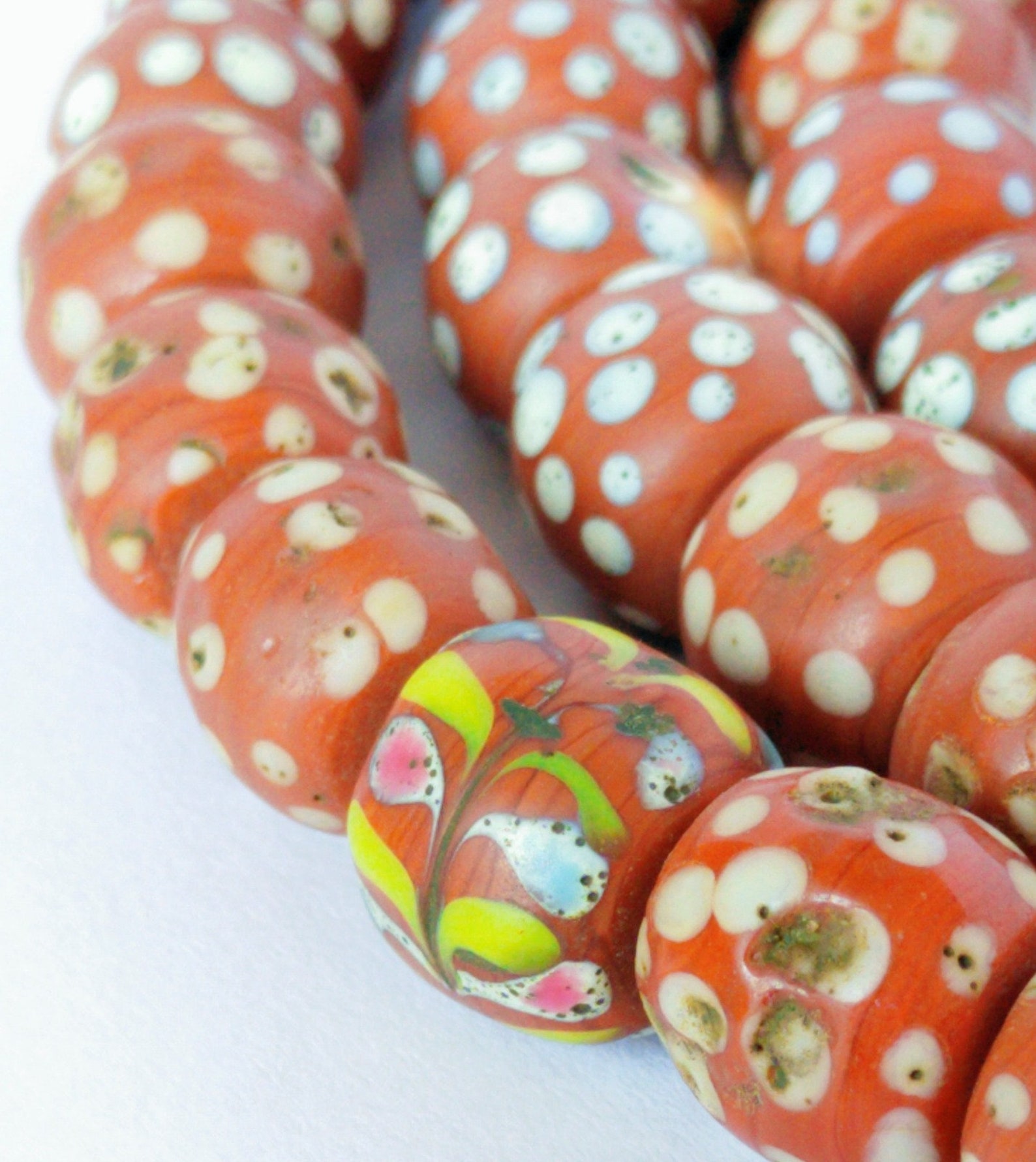 70 Red African Skunk Eye Beads Antique Glass Trade Beads - Etsy
