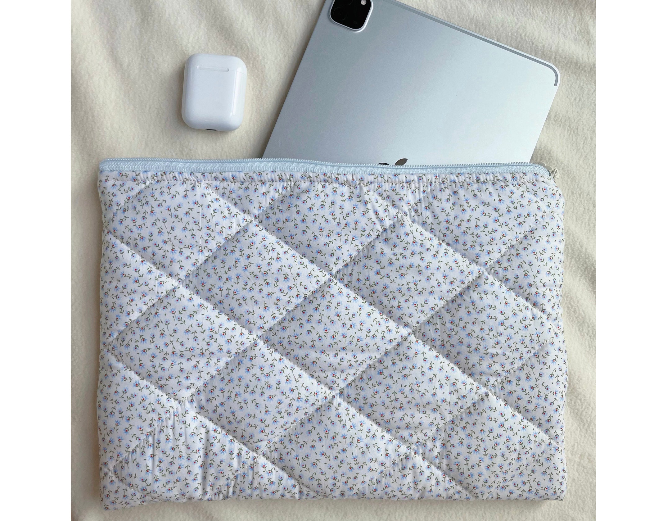 Quilted Laptop Sleeve Diy at Katie Eliott blog
