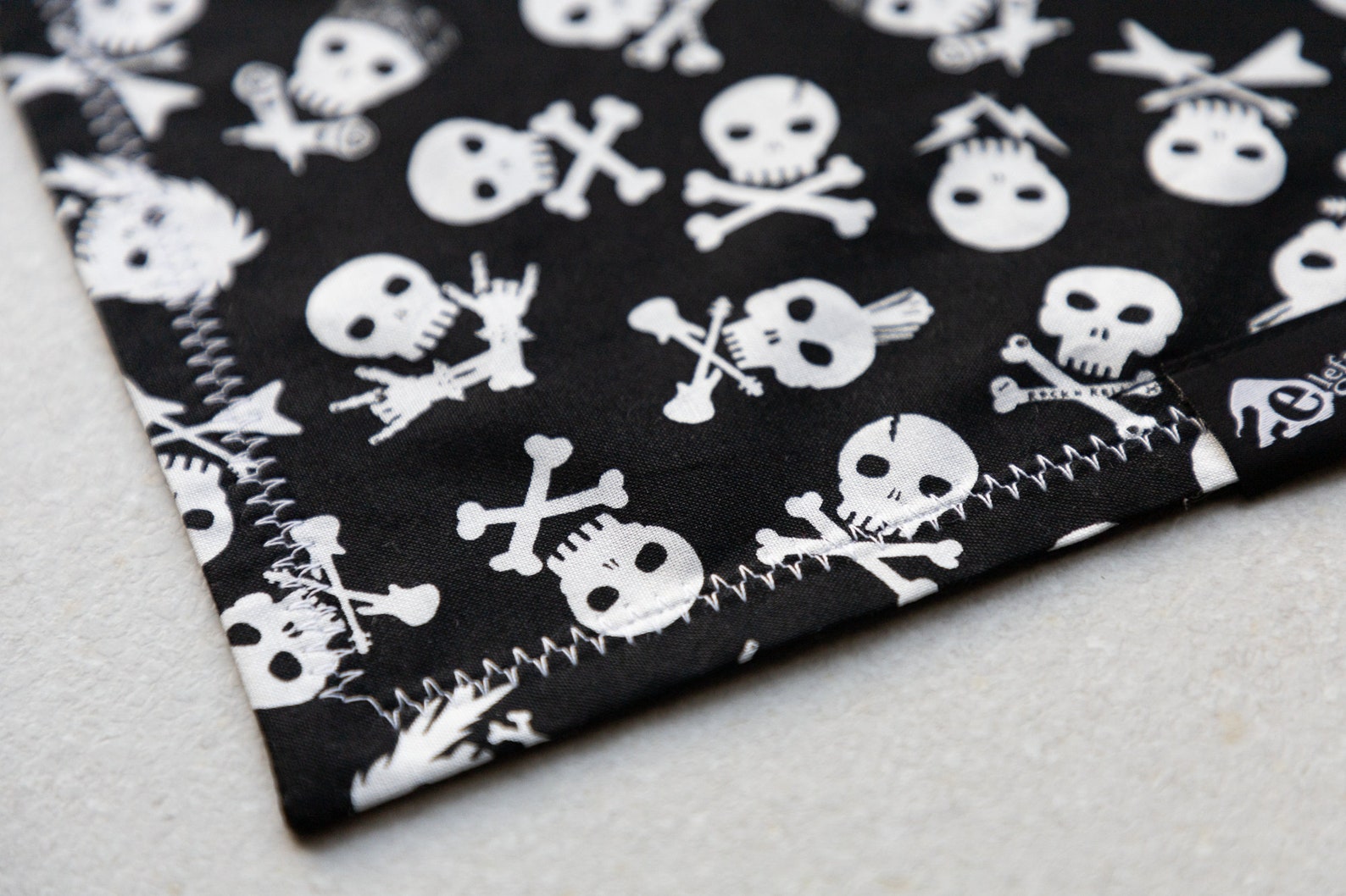 Rockstar Skulls EDC Hank | Etsy