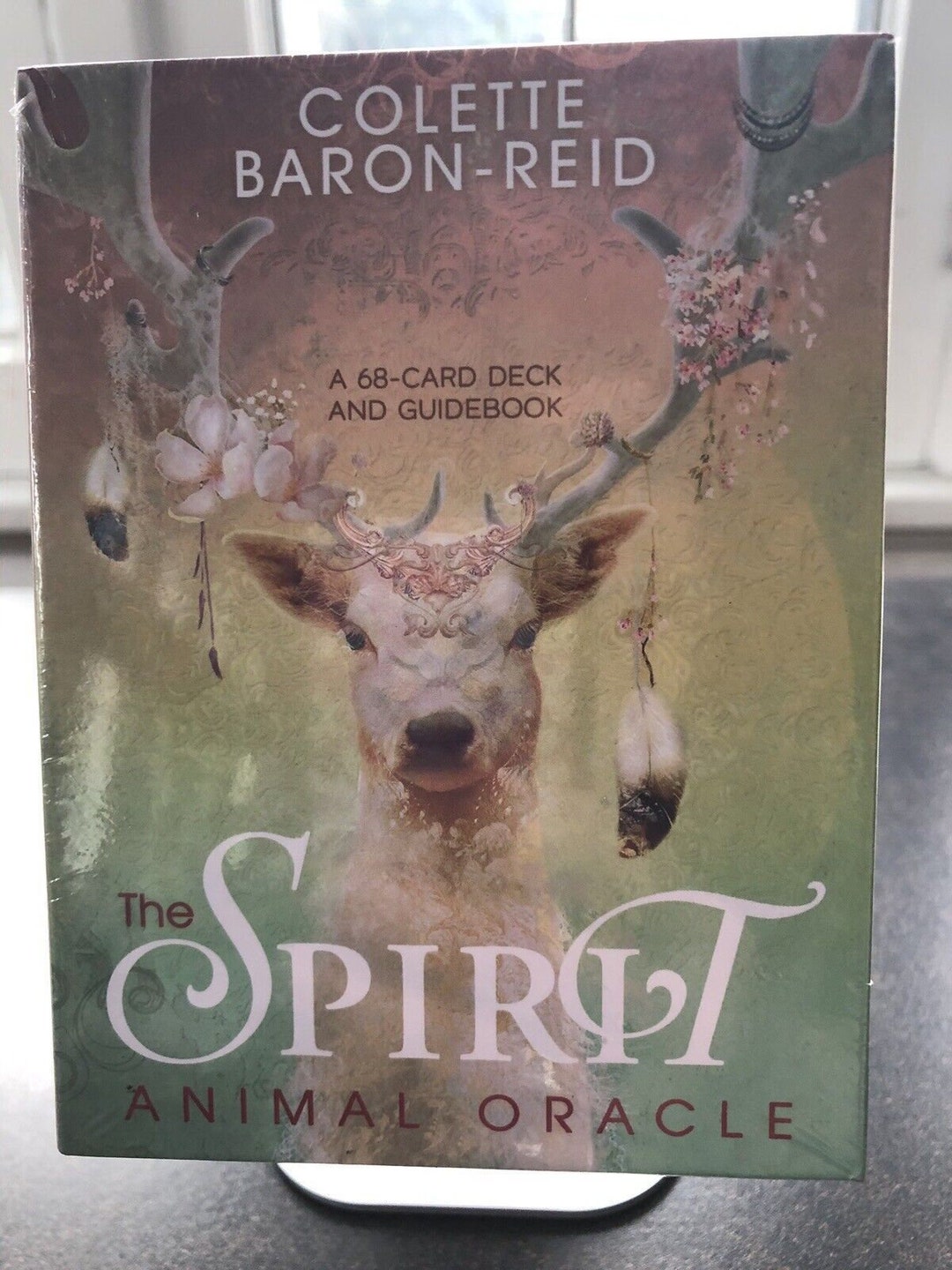 The Spirit Animal Oracle Deck 68 Cards & Guidebook Colette Baron-reid ...