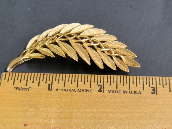 Trifari gold tree branch brooch vintage,tree branch b… - Gem