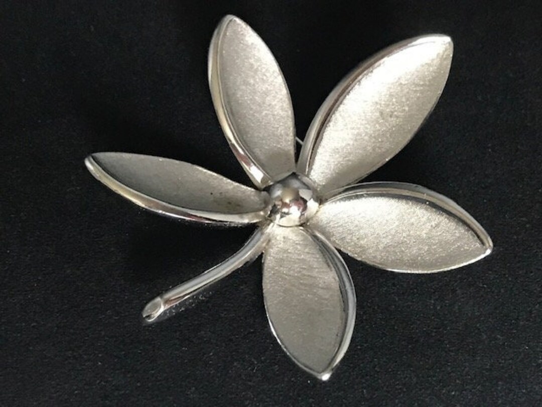 Trifari Large Silver Marijuana Leaf Brooch,marijuana Leaf Jewelry ...