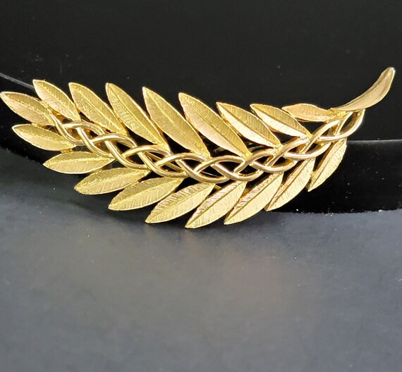 Trifari gold tree branch brooch vintage,tree branch b… - Gem