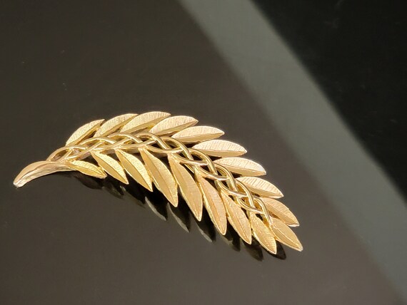 Trifari gold tree branch brooch vintage,tree branch b… - Gem