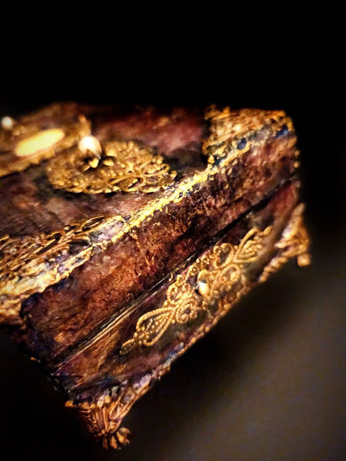 Distressed Beauty, a Unique Keepsake Box - Etsy