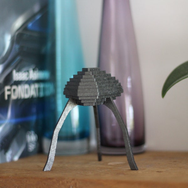 War of the Worlds Tripod Toy - Etsy