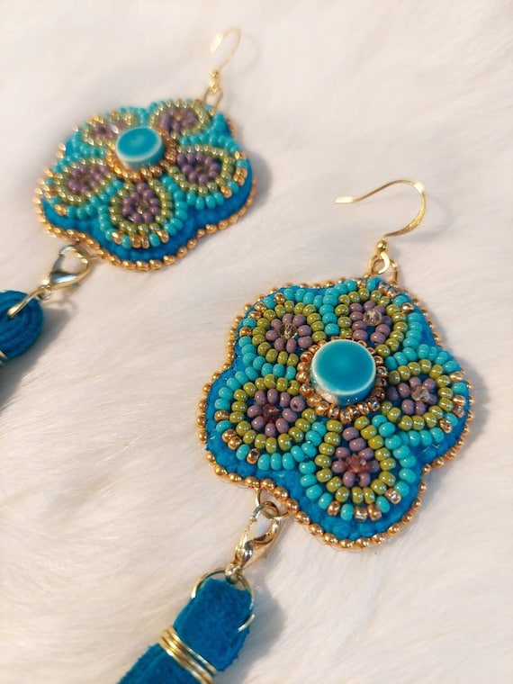 Beaded Metis Flower at Darcy Ryan blog