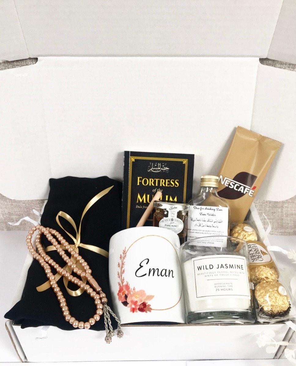 Luxury Hijab Hamper Islamic Mum Daughter Sister Friend Wife Gift Revert ...