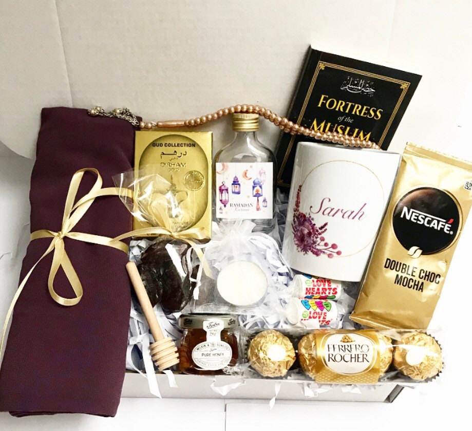 Luxury Hijab Hamper Islamic Mum Daughter Sister Friend Wife Gift Revert ...