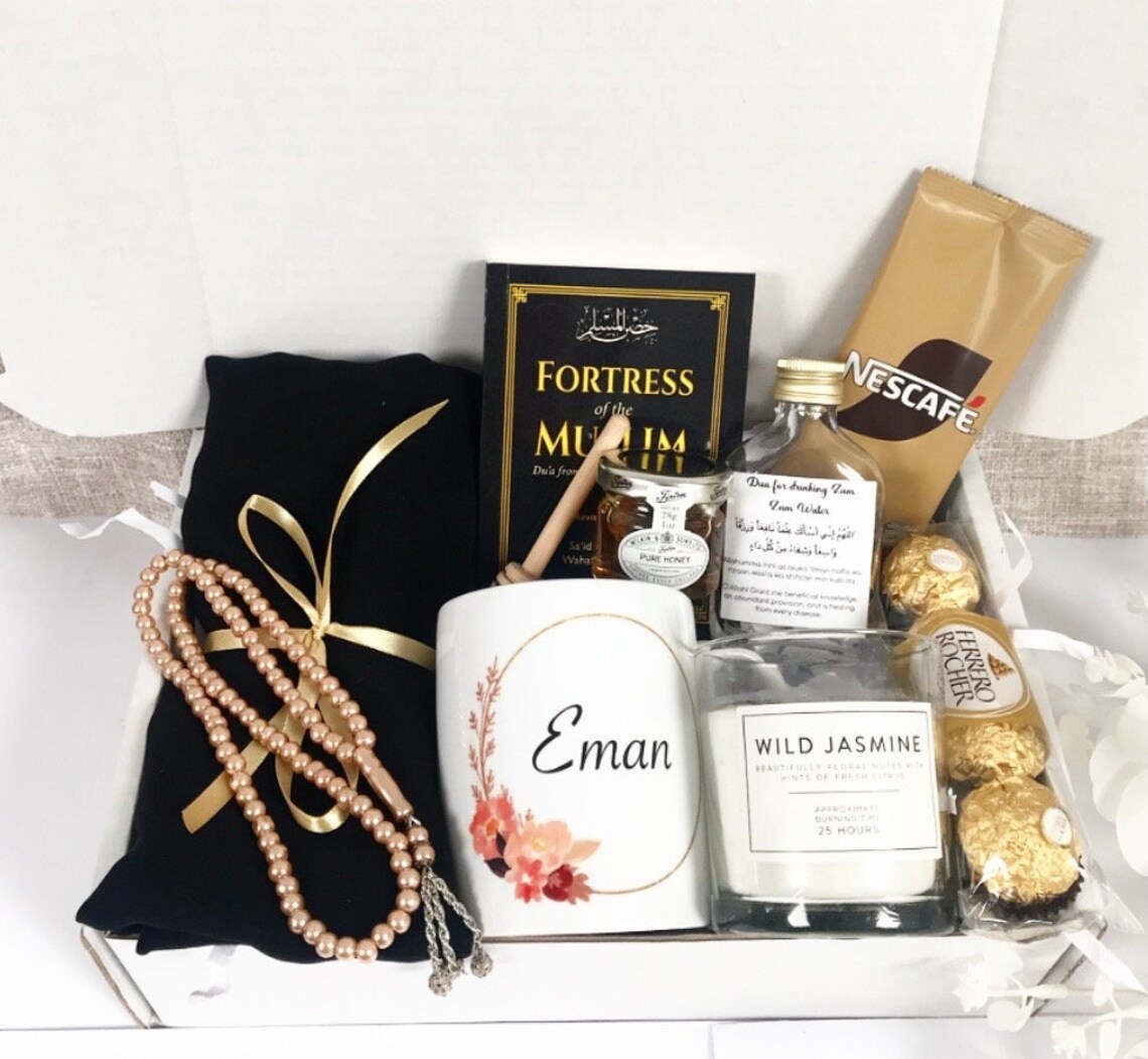Luxury Hijab Hamper Islamic Mum Daughter Sister Friend Wife Gift Revert ...