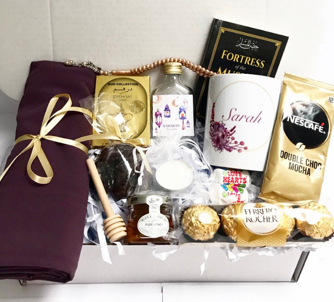 Luxury Hijab Hamper Islamic Mum Daughter Sister Friend Wife Gift Revert ...