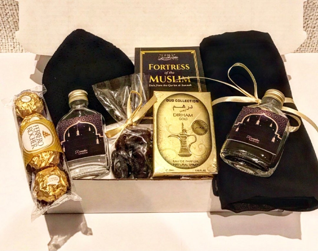 Luxury Personalised Couples Hamper Box Islamic Gift Revert Modest ...