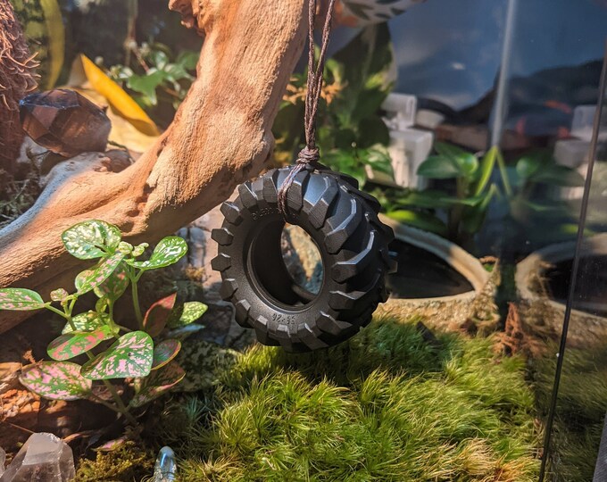 Reptile/terrarium Tire Swing © (vertical) - Etsy