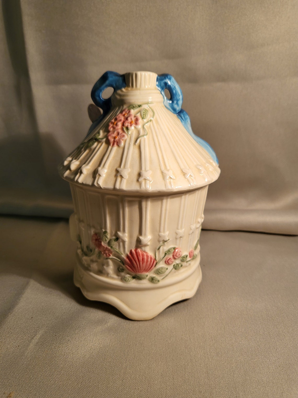 1983 Schmid Musical Ceramic Birdhouse - Etsy