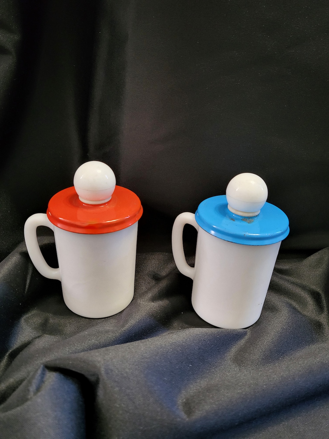 1969 Avon Charlie Brown and Snoopy Bubble Bath - Etsy