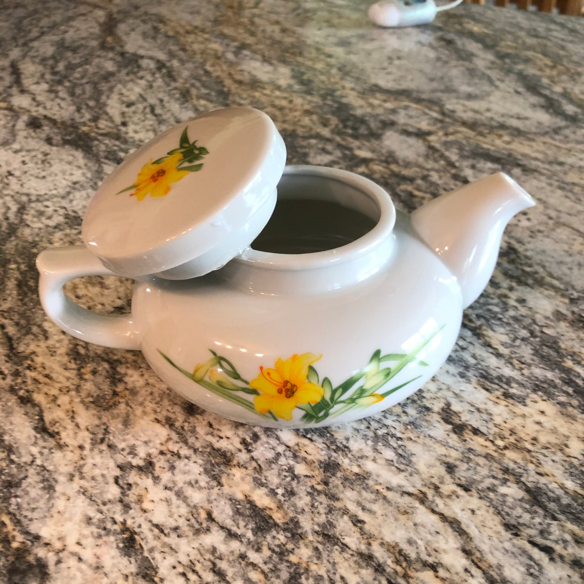 Pretty Vintage Tea Pot Bird House | Etsy