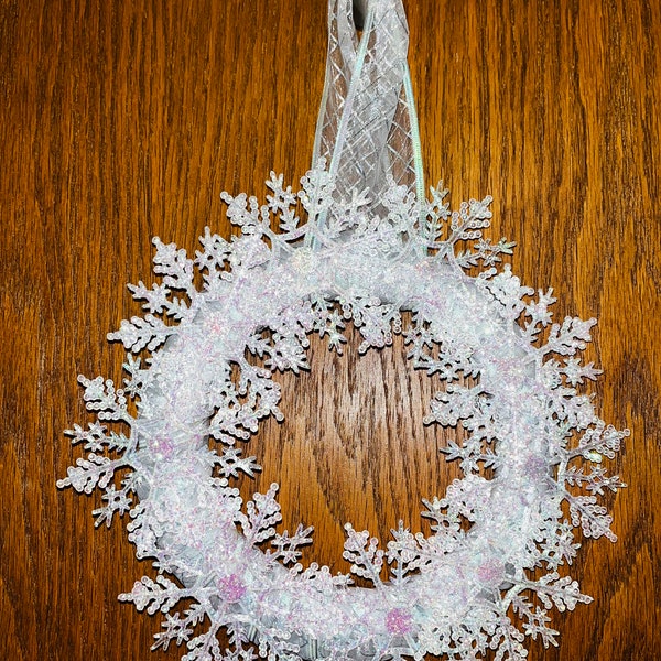 Snowflake Wreath - Etsy