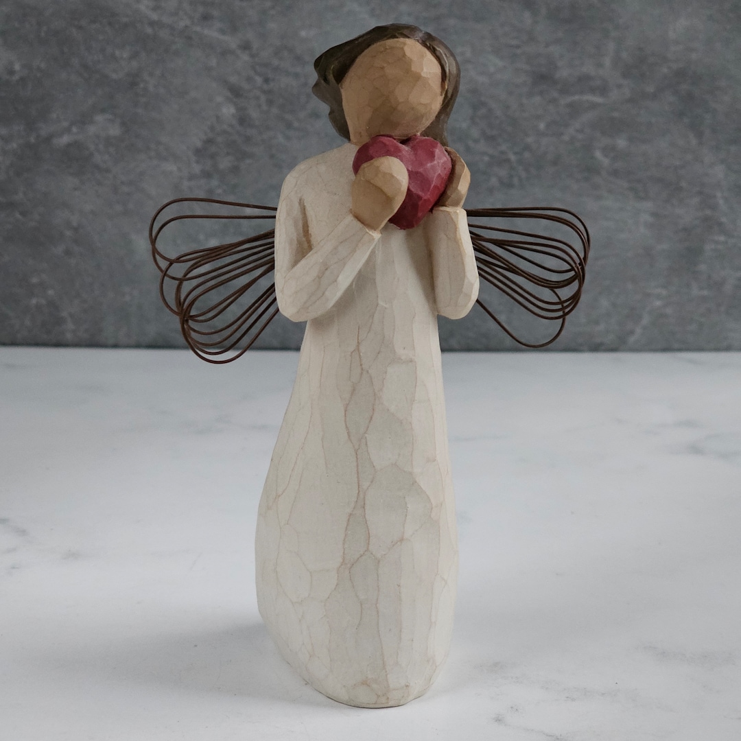 Willow Tree angel of Heart, Sculpted Hand-painted Figure by Susan Lordi ...