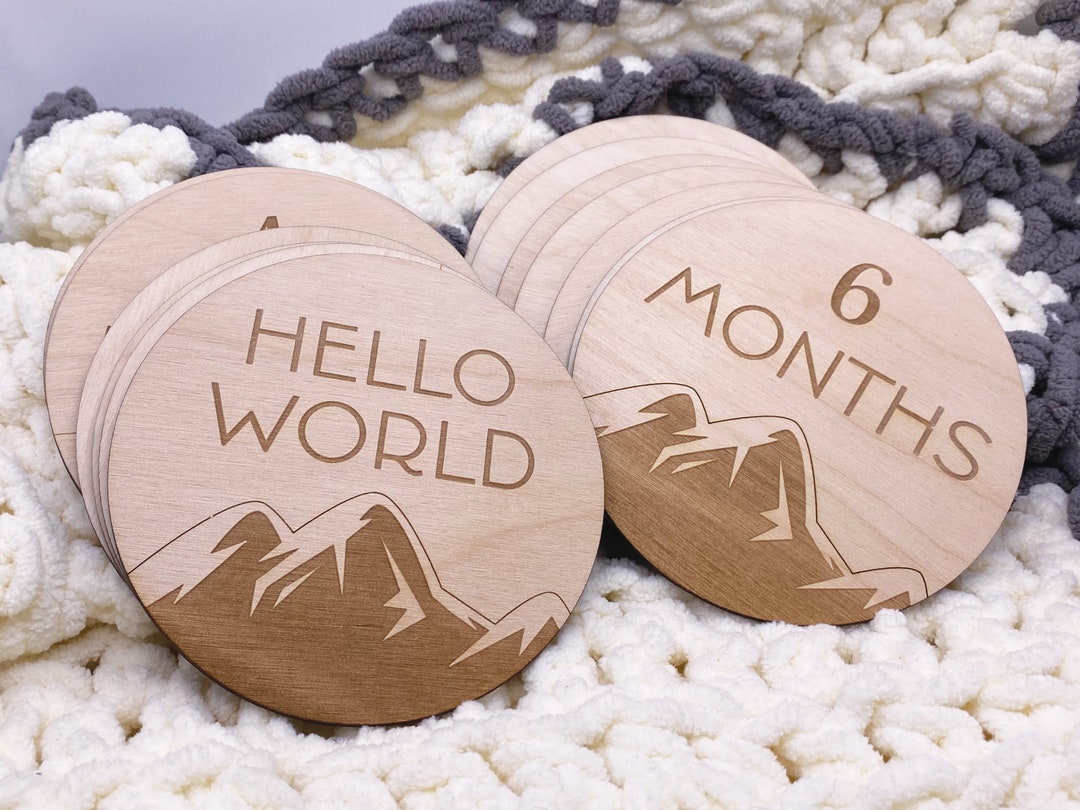Wood Mountain Monthly Milestone Markers for Baby - Etsy