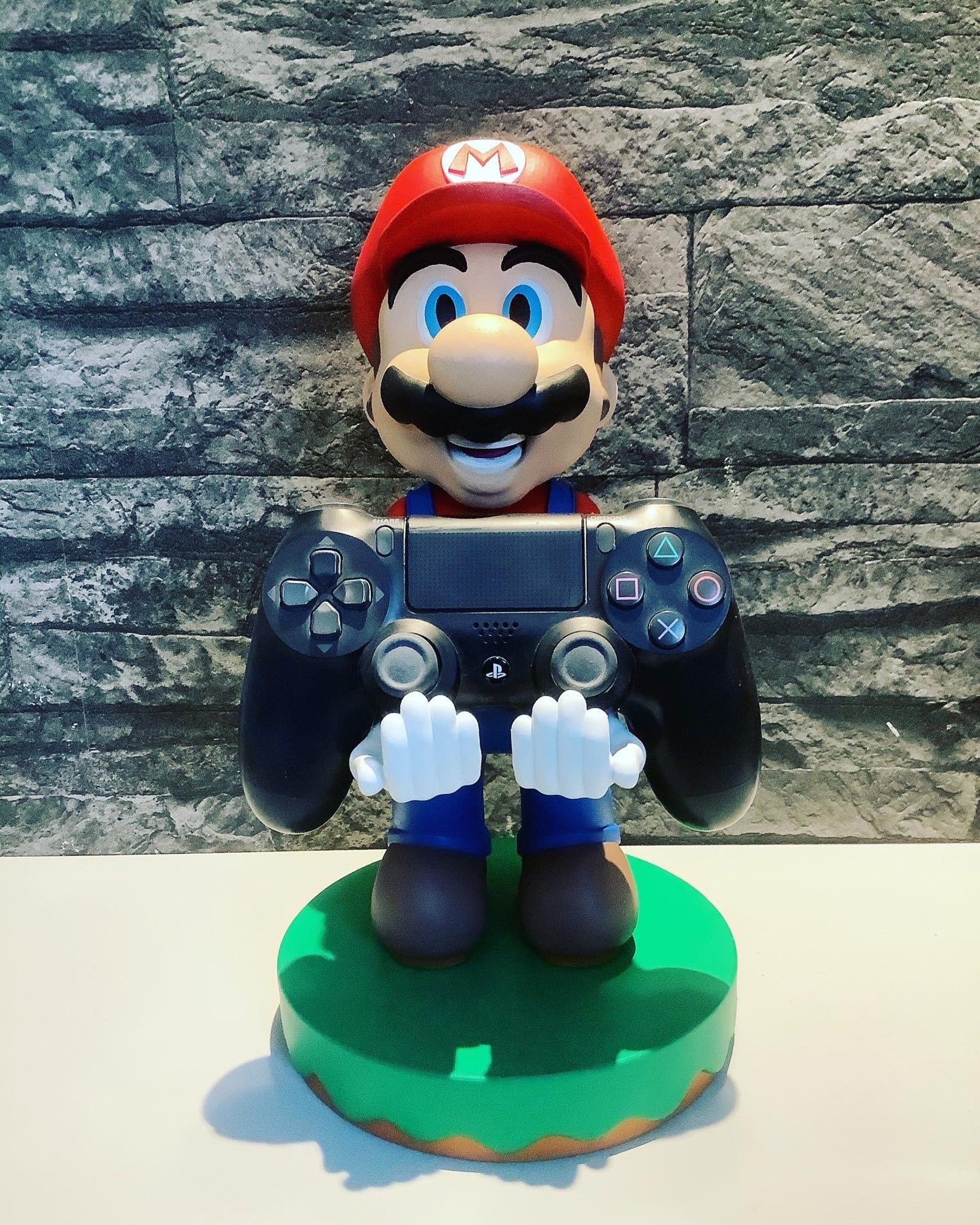 Mario / Super Mario Games Controller / Mobile Phone Holder / - Etsy Canada