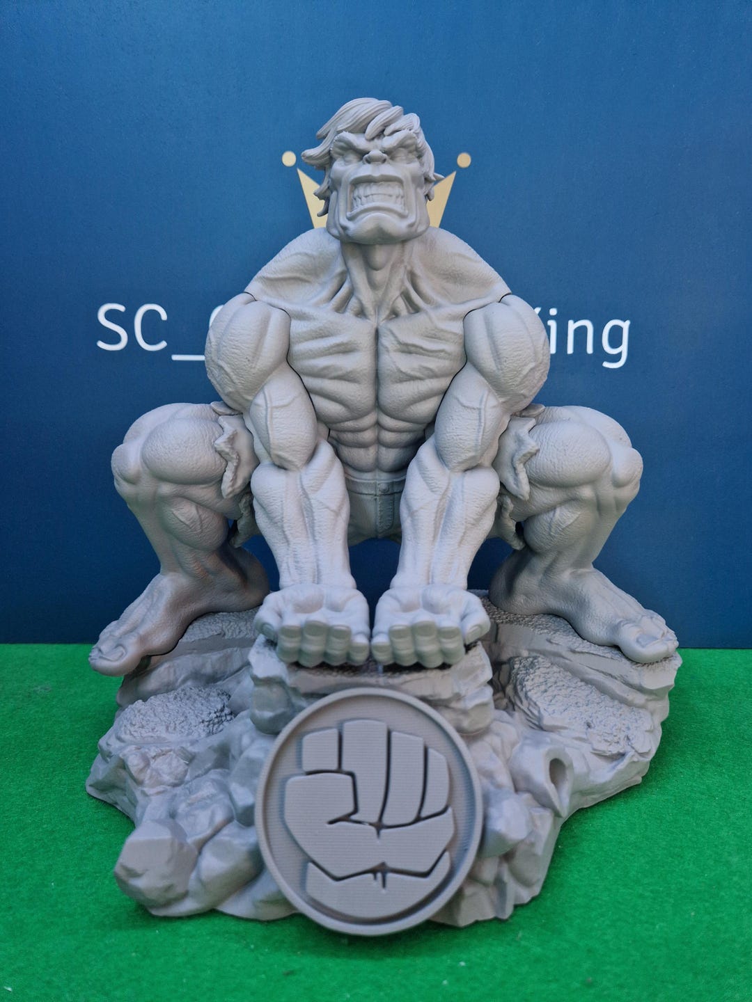 PAINT YOUR OWN Hulk Smash Games Controller / Mobile Phone Holder ...