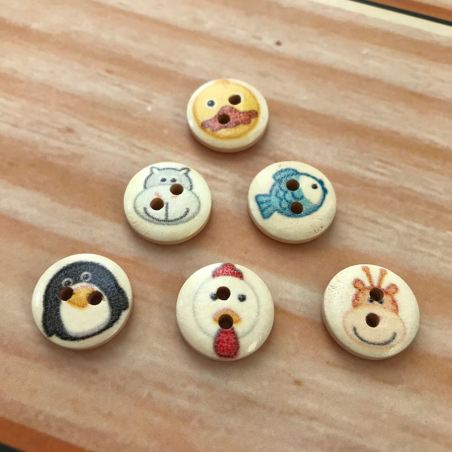 NATURAL WOOD ANIMAL Buttons 15mm Cute Buttons Baby Gift | Etsy