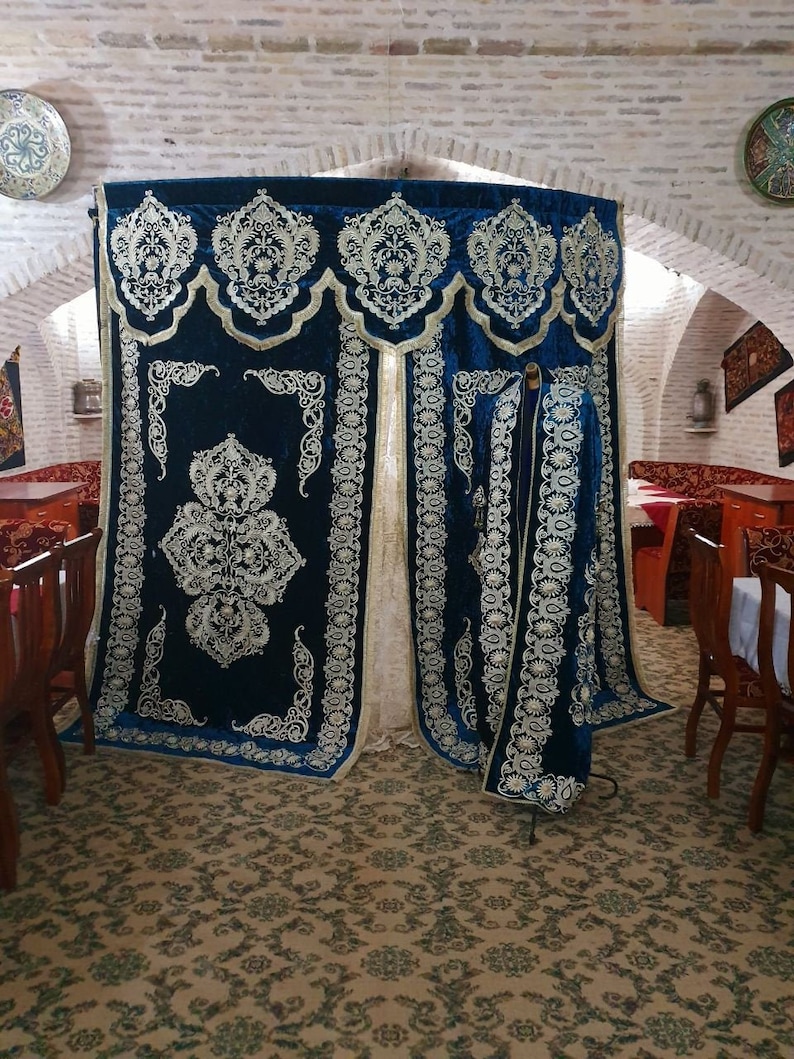 Paranji (bukhara Burqa Tajik ) Traditional Gold Embroidery Paranji ...