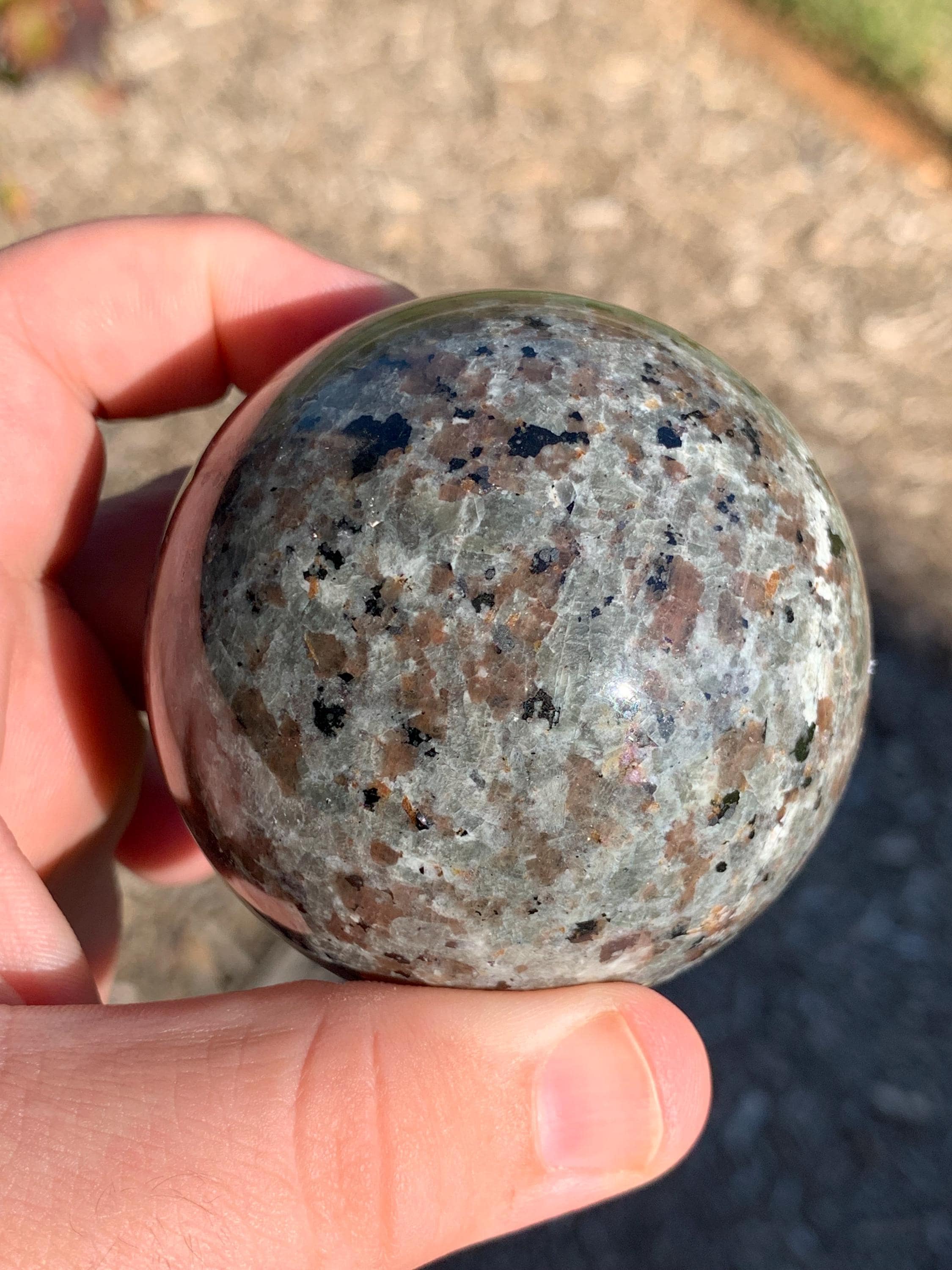 Emberlite Yooperlite UV Reactive Polished Sphere Chinese Mineral ...