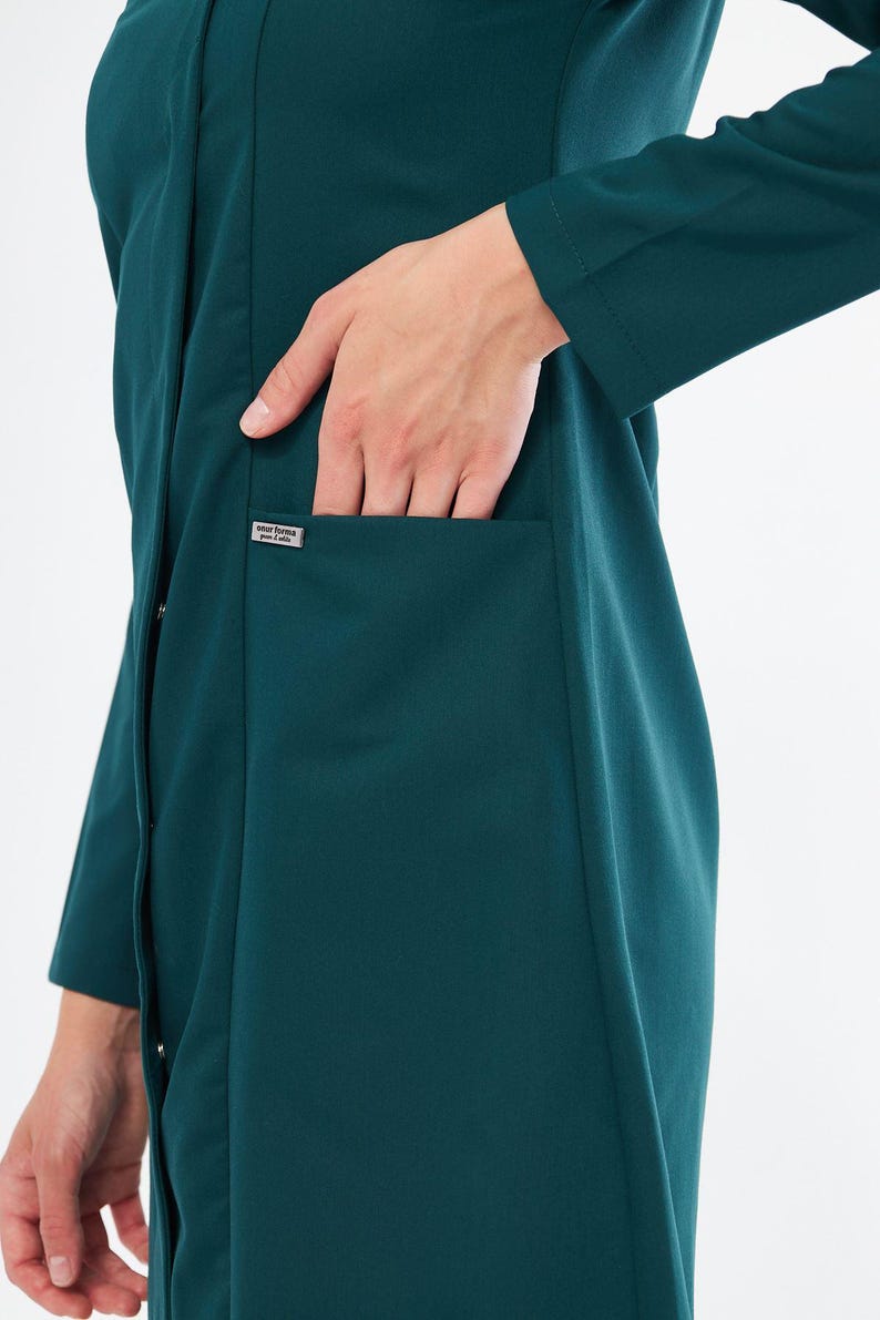 Modest Scrub Set in Emerald Green - Hijab-friendly Medical Uniform for ...