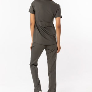 Comfortable Dark Khaki Scrub Set, Nurse Uniform,elasticated Doctor ...