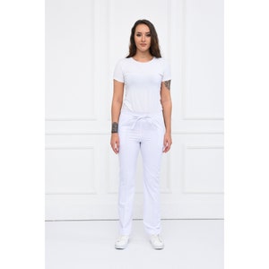 Comfortable Scrub Uniform, Optic White Nurse Doctor Pharmacist Scrub ...