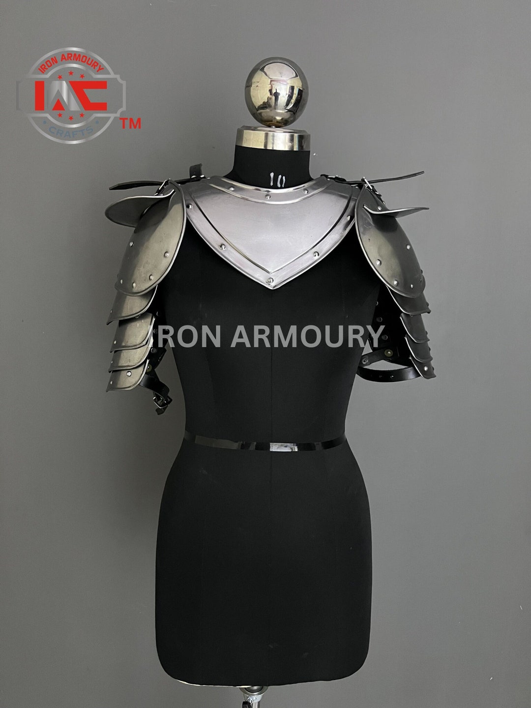 Knight Brave Female Armor, Gorget Pouldron Armor,cosplay Armor, Sca ...