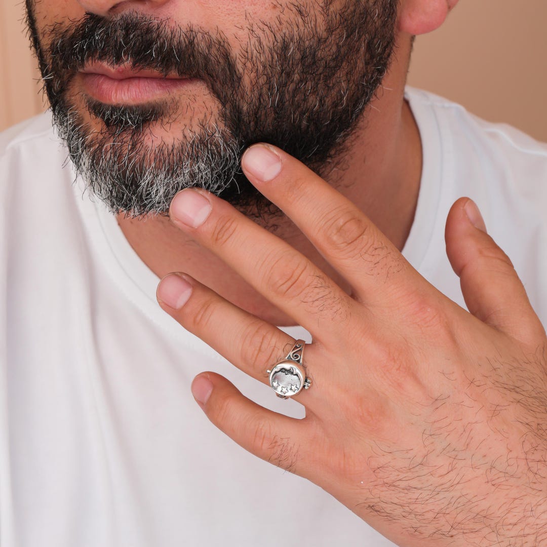 Sterling Silver Locket Ring: Moon & Stars Secret Message Box - Etsy