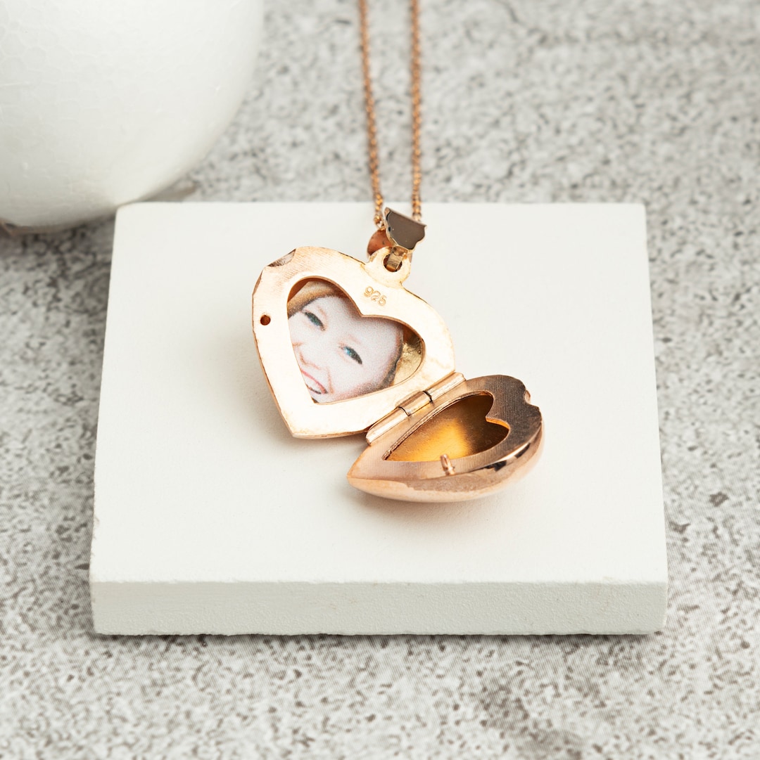 Sterling Silver Heart Photo Locket Necklace: Personalized Keepsake - Etsy