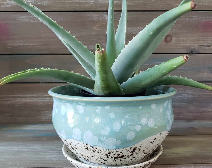 No. 4 / HANDMADE POTTERY PLANTER Wheel Thrown Pot Ceramic - Etsy