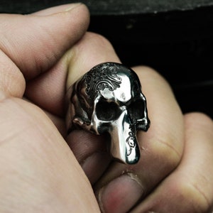 Bright Skull Silver Ring - Baroque Pattern Engraved Men's Skull Silver Ring - Jawless Skull Mask ...