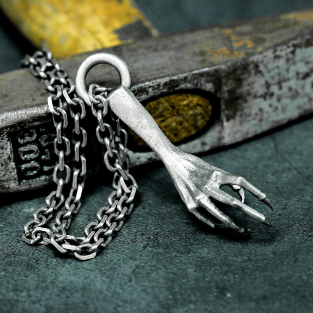 Sharp Claw 925 Silver Pendant - Gothic Vampire Necklace - Etsy