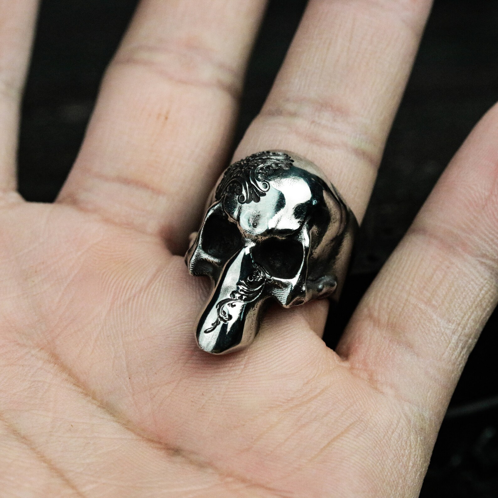 Bright Skull Silver Ring Baroque Pattern Engraved Men's Skull Silver Ring Jawless Skull Mask ...