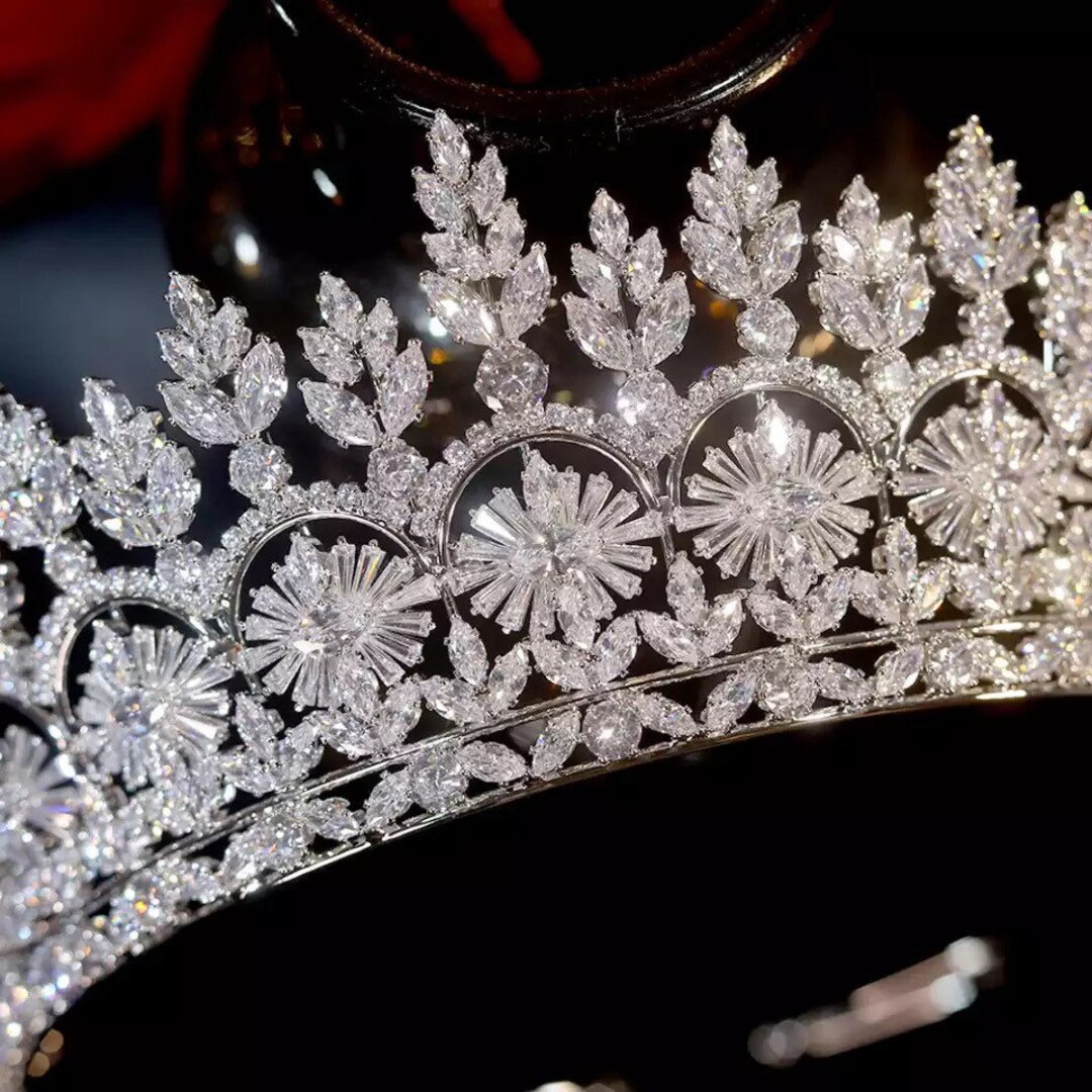 Sadie Bridal Hair Tiara - Etsy